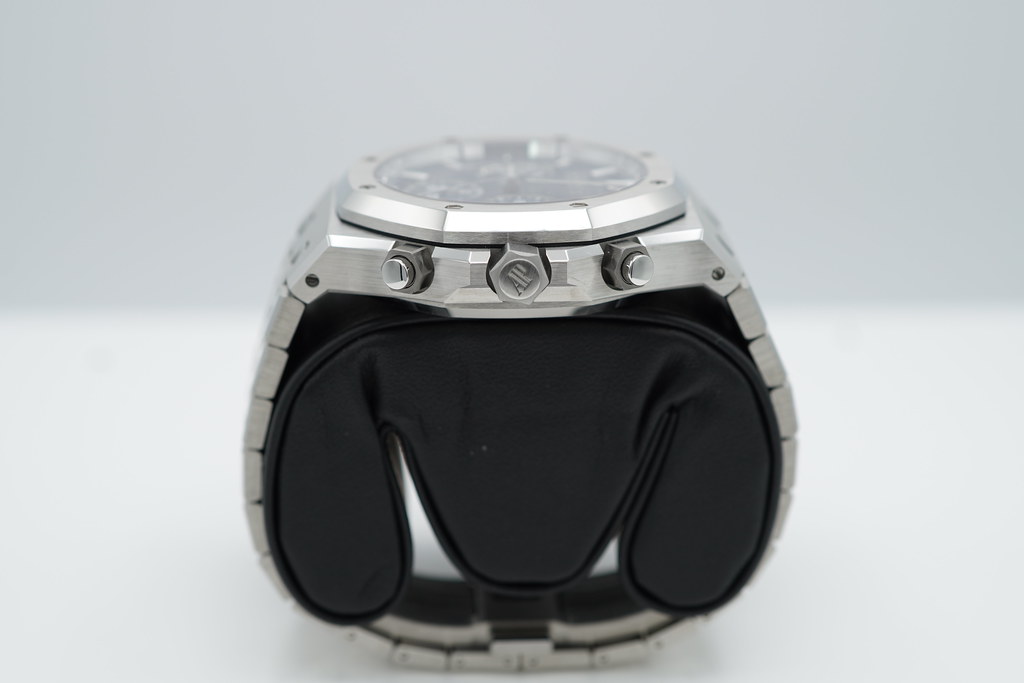 BRAND NEW Audemars PIGUET ROYAL OAK CHRONOGRAPH 26240ST BLUE NUIT DIAL ...