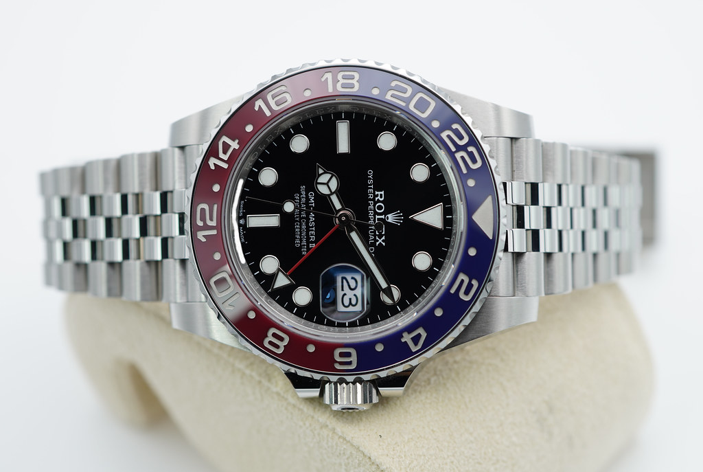 Rolex 126710BLRO PEPSI GMT MASTER II RED BLUE BEZEL JUBILEE BAND 2022 ...