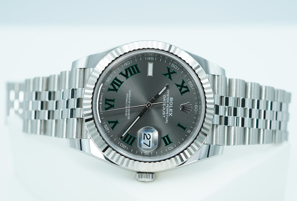 Rolex 126334 DATEJUST 41 FLUTED BEZEL WIMBLEDON DIAL JUBILEE WARRANTY FULL SET - Takuya Watches