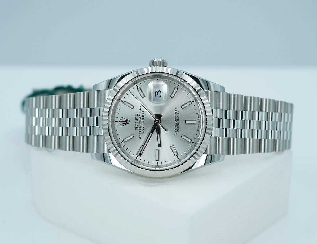 BRAND NEW Rolex 126234 DATEJUST 36 FLUTED BEZEL SILVER STICK DIAL 2025 ...