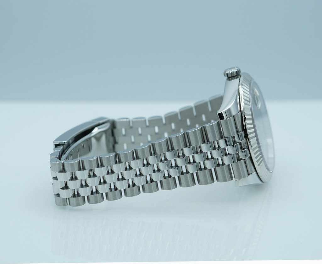 Rolex 126334 DATEJUST 41 FLUTED BEZEL WIMBLEDON DIAL JUBILEE BAND 2025 WARRANTY FULL SET ...