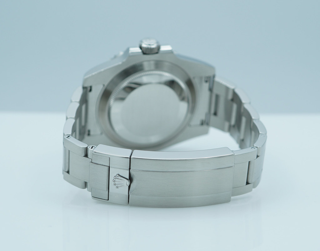 Rolex 116610LV SUBMARINER HULK GREEN DIAL GREEN BEZEL 2019 FULL SET ...