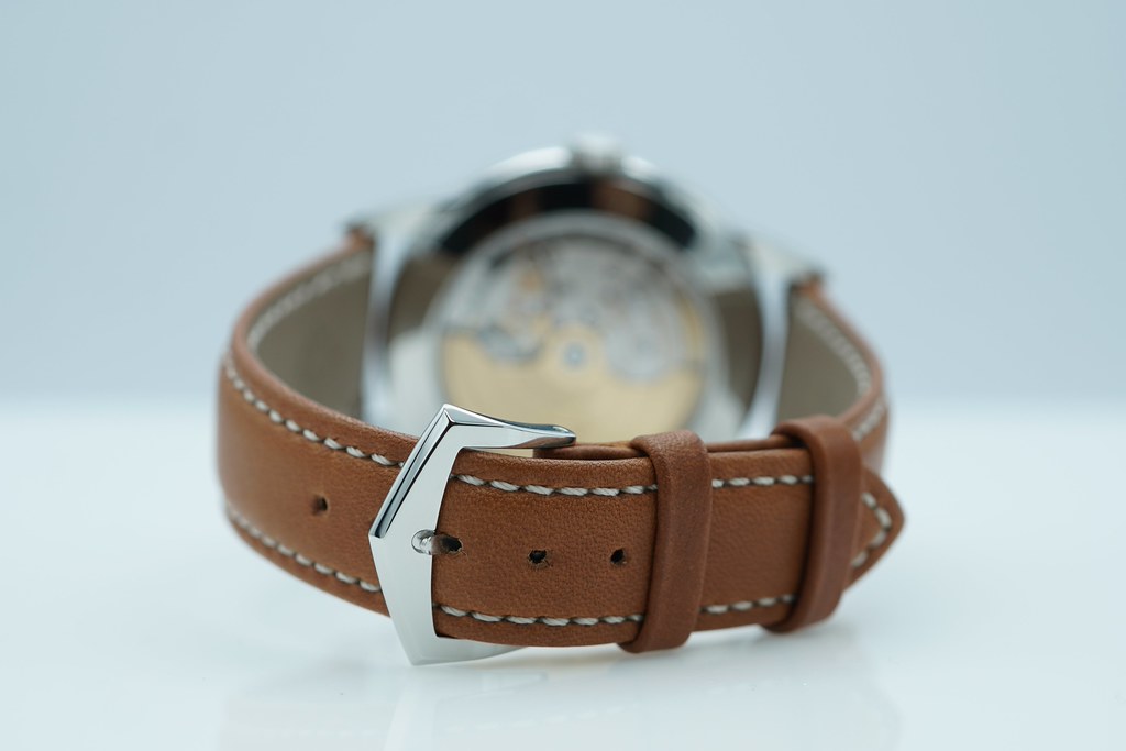 Patek PHILIPPE 5212A STAINLESS STEEL CALATRAVA WEEKLY CALENDAR 2025 ...